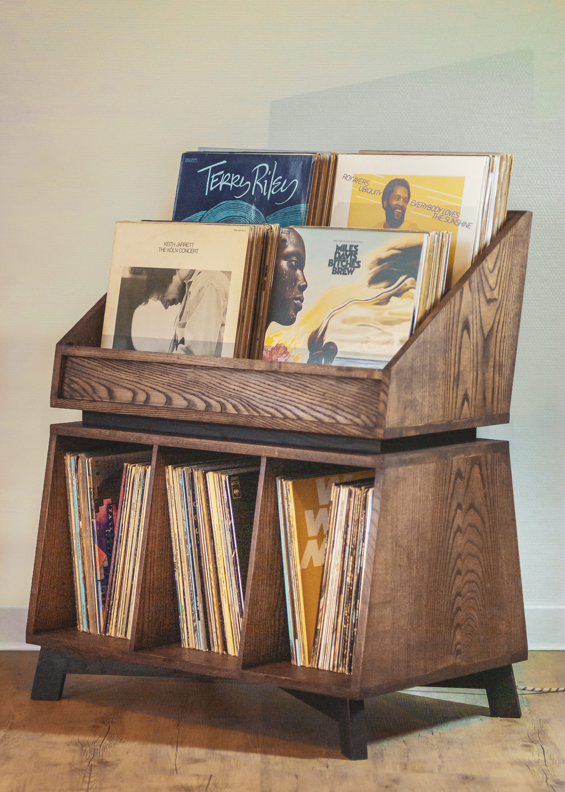 Meuble présentoir à vinyles - Atelier Ondé